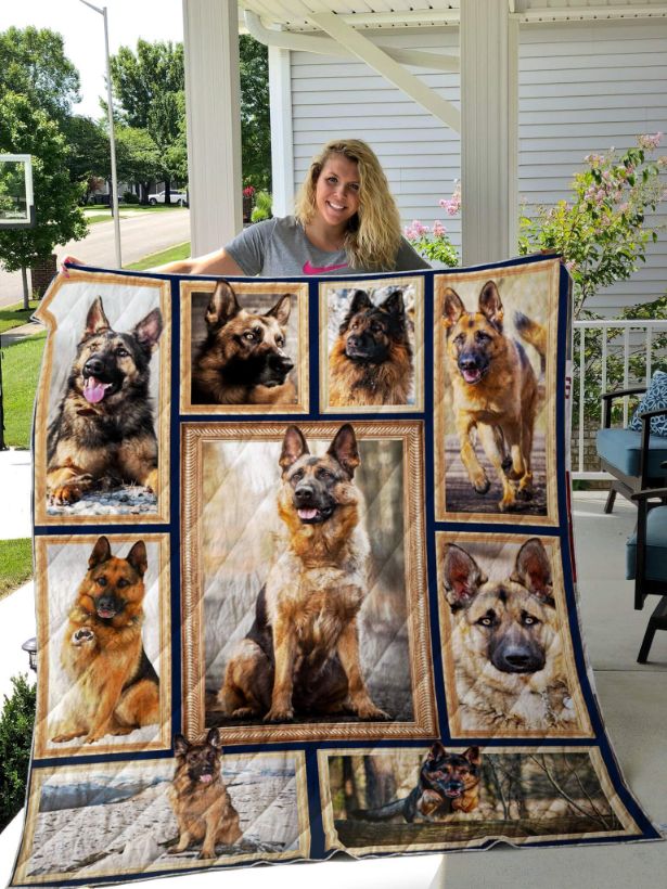 German Shepherd Natural Quilt Blanket - Bluefink
