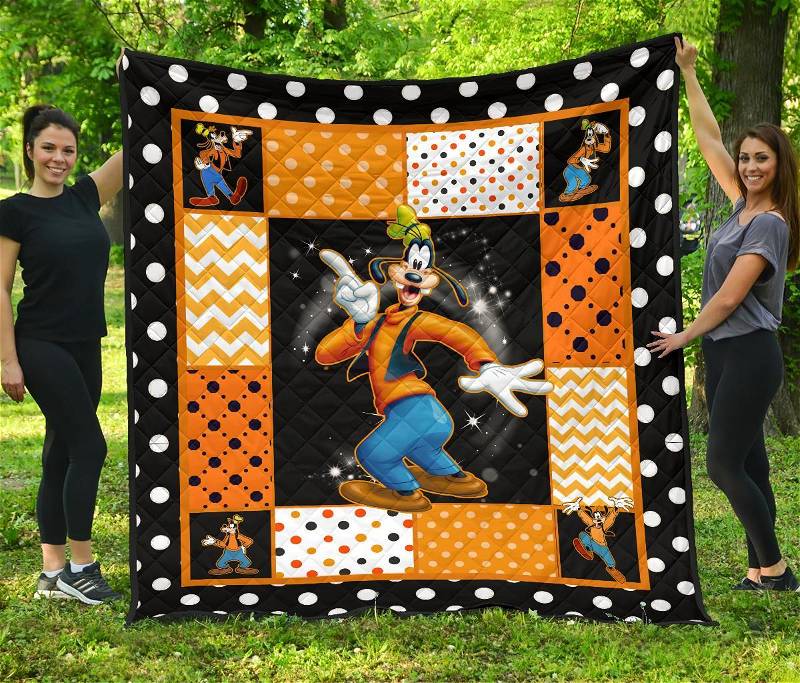 Goofy Cute Cartoon Fan Gift Idea Quilt - Bluefink
