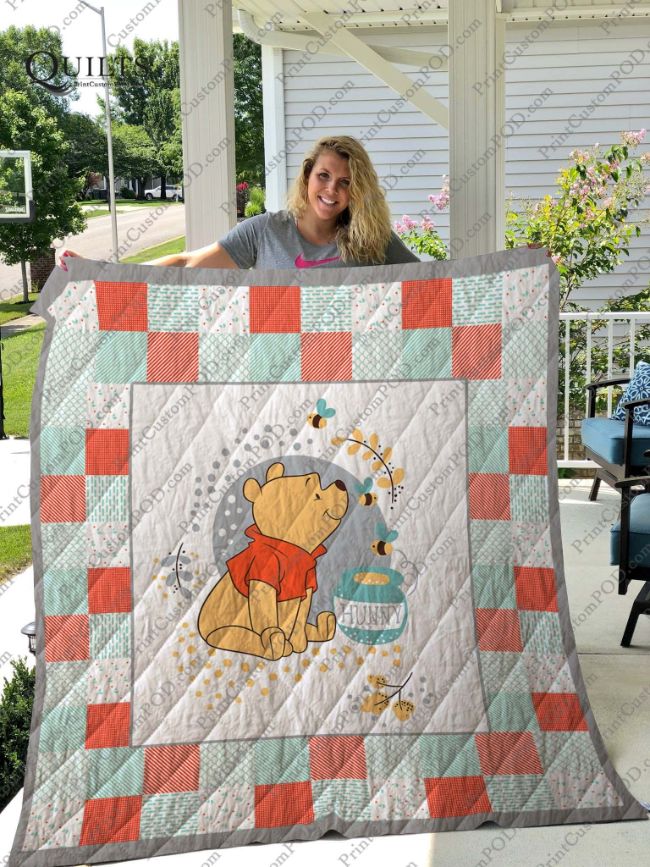 Winnie The Pooh Quilt Blanket - Bluefink