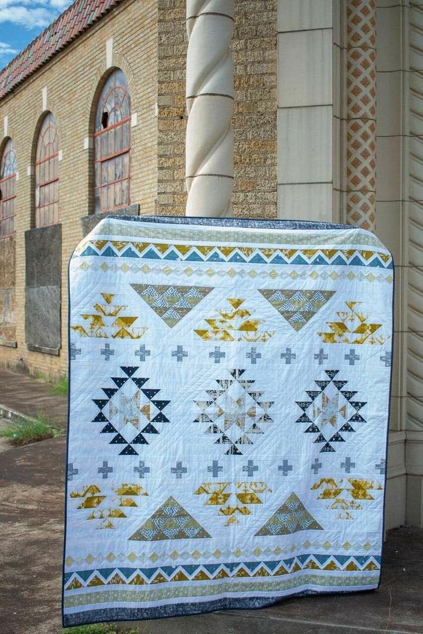 Tribal Quilt Bedding Set Bedroom Decor, Gifts for Family - Bluefink