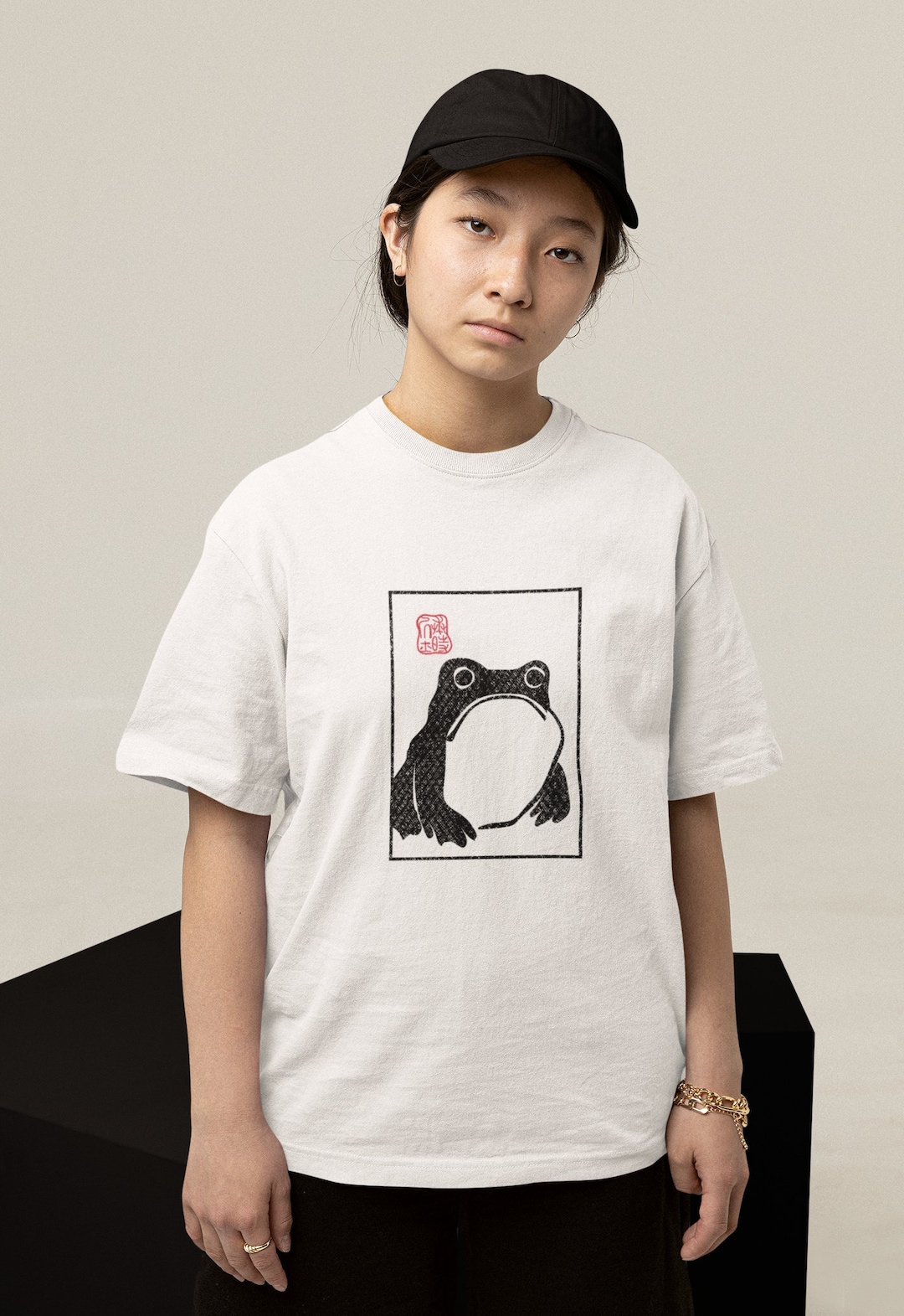 Vintage Anime Toad Sweatshirt & Frog Hoodie - Kawaii Gifts for Fans ...